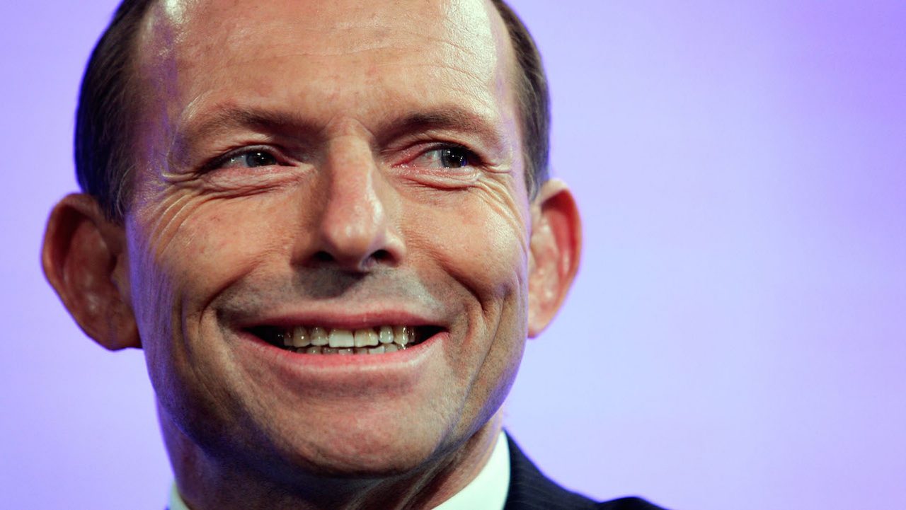 Tony Abbott stood in the cold to campaign. No, seriously. - Aussie Gossip